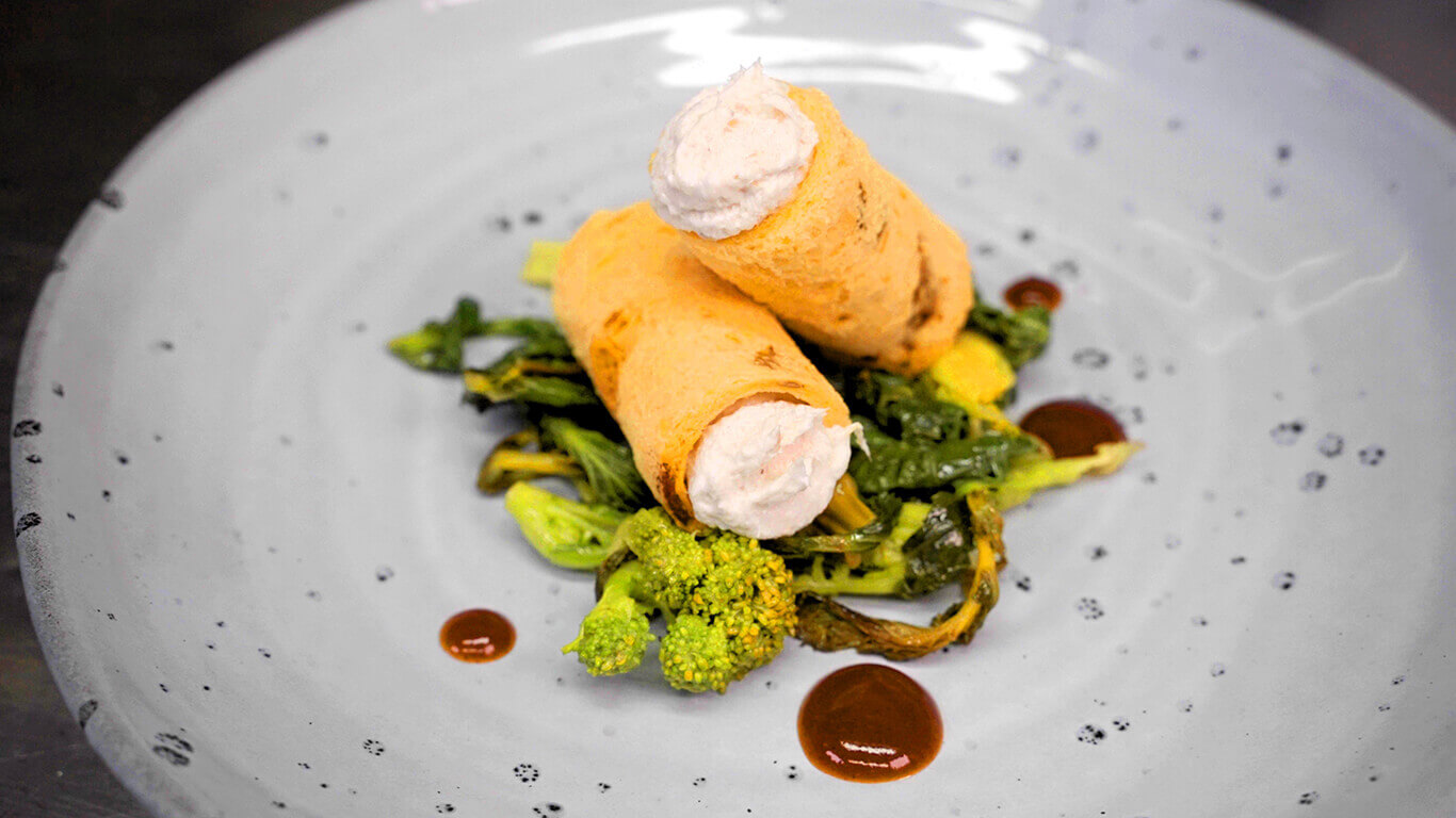 Panettone Cannolo with Whipped Cod: Tradition Meets the Sea - Insolito ...